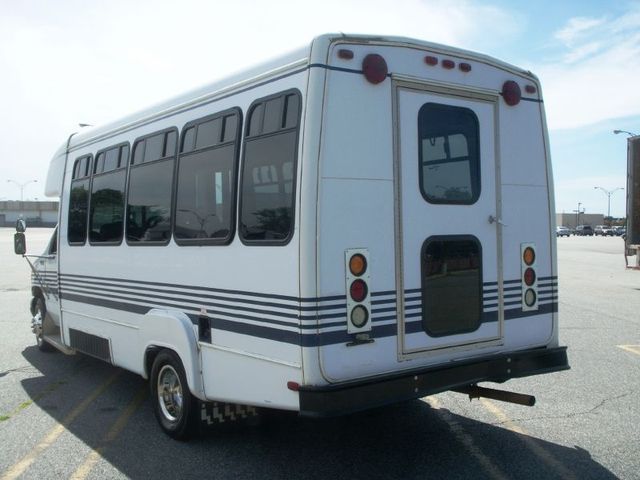 2003 Ford E-450 Cutaway Bus For Sale